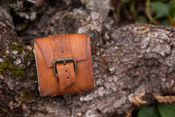 CEDAR + LEATHER – Lebermuth